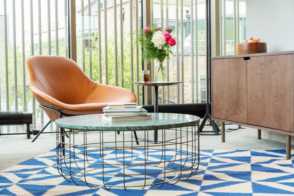 Hotel Review: Native Bankside – The Wordrobe